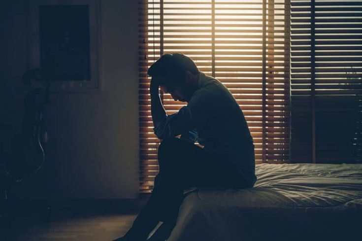 Salir con un hombre roto: 16 cosas que no sabías - Su Manera